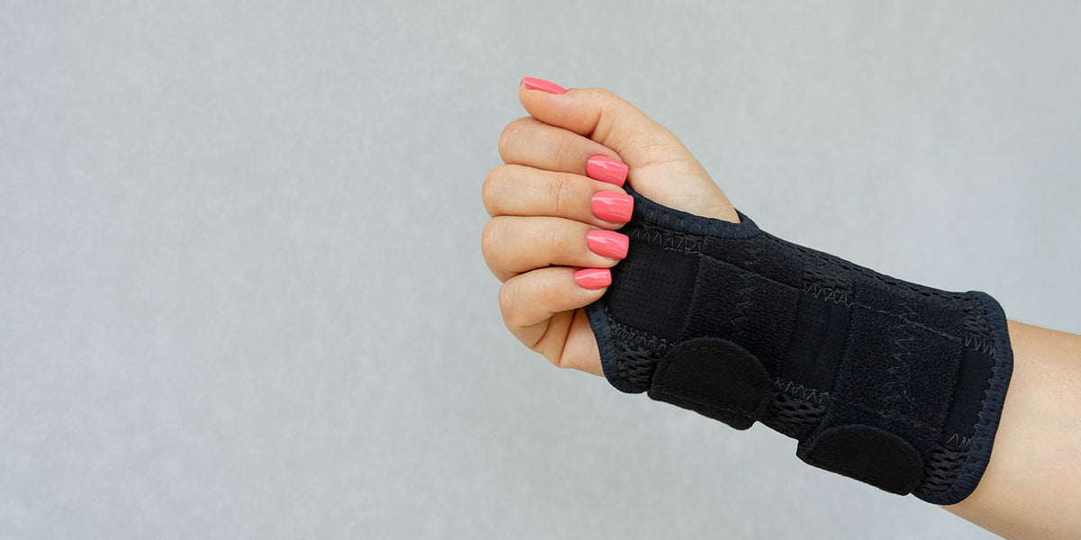 The Dos and Don’ts of Wearing a Wrist Brace